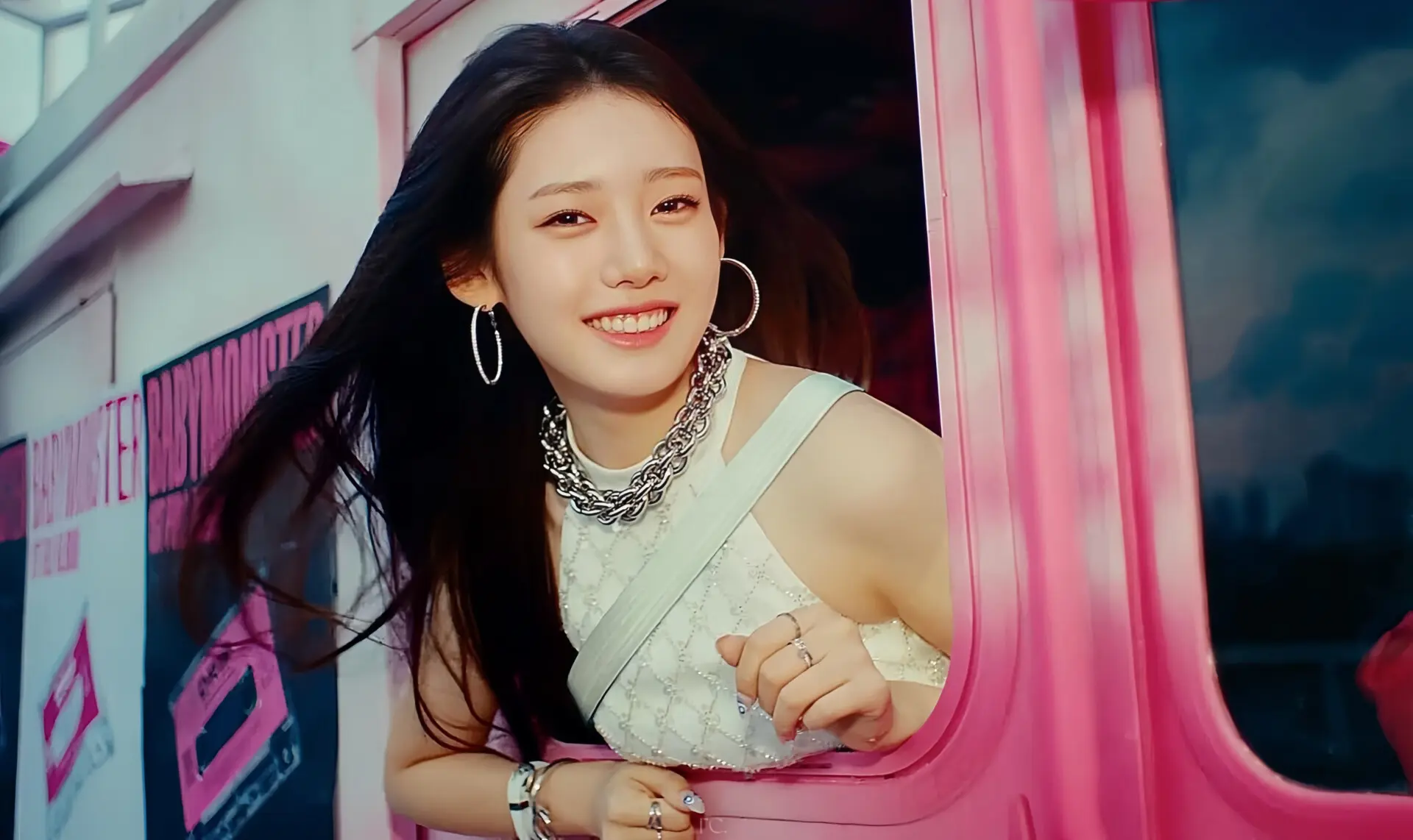 Rora: Youngest K-pop Visual Idol in the Spotlight – OMG! Idol