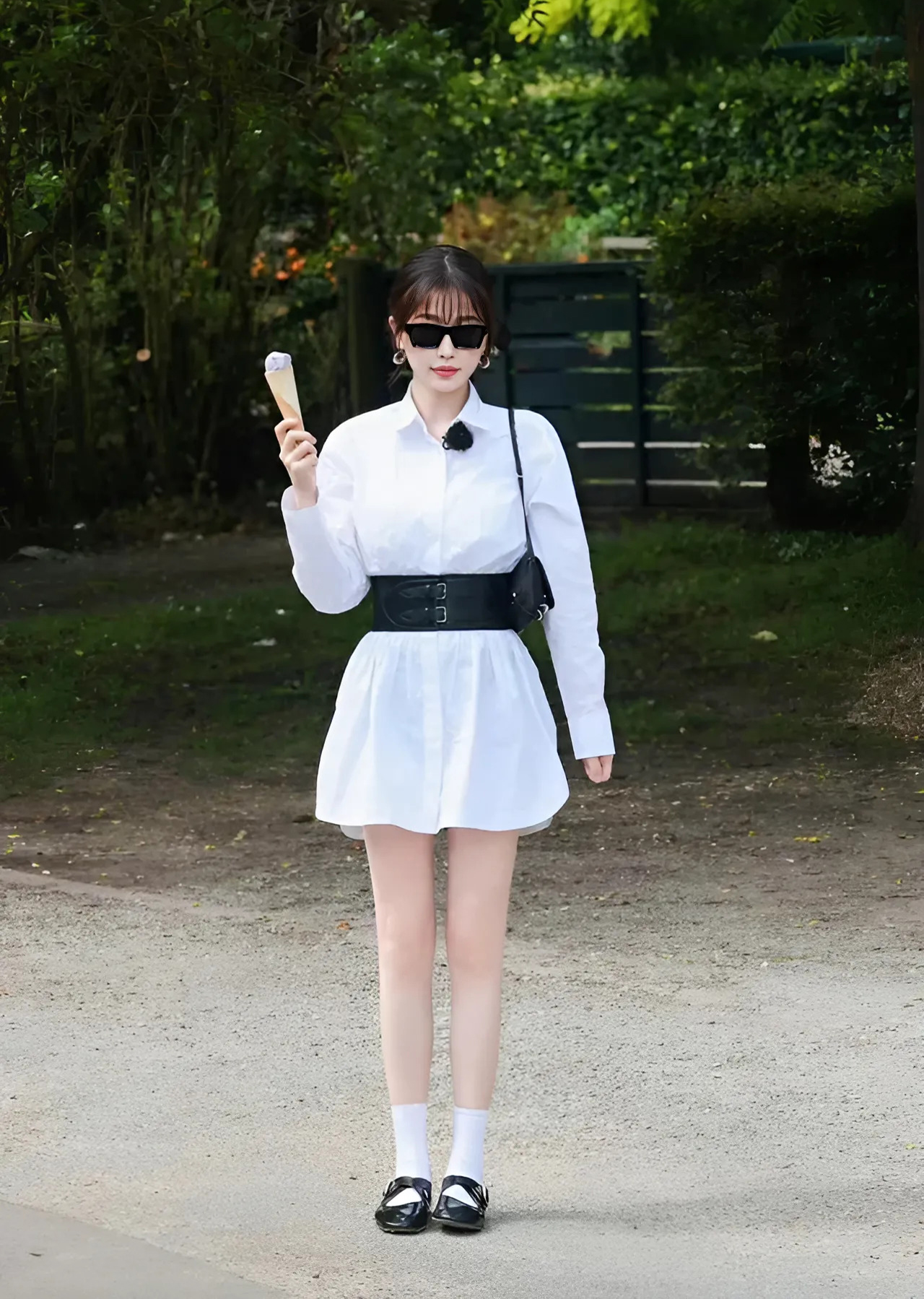 Esther Yu (虞书欣): Profile, Career, and Fun Facts